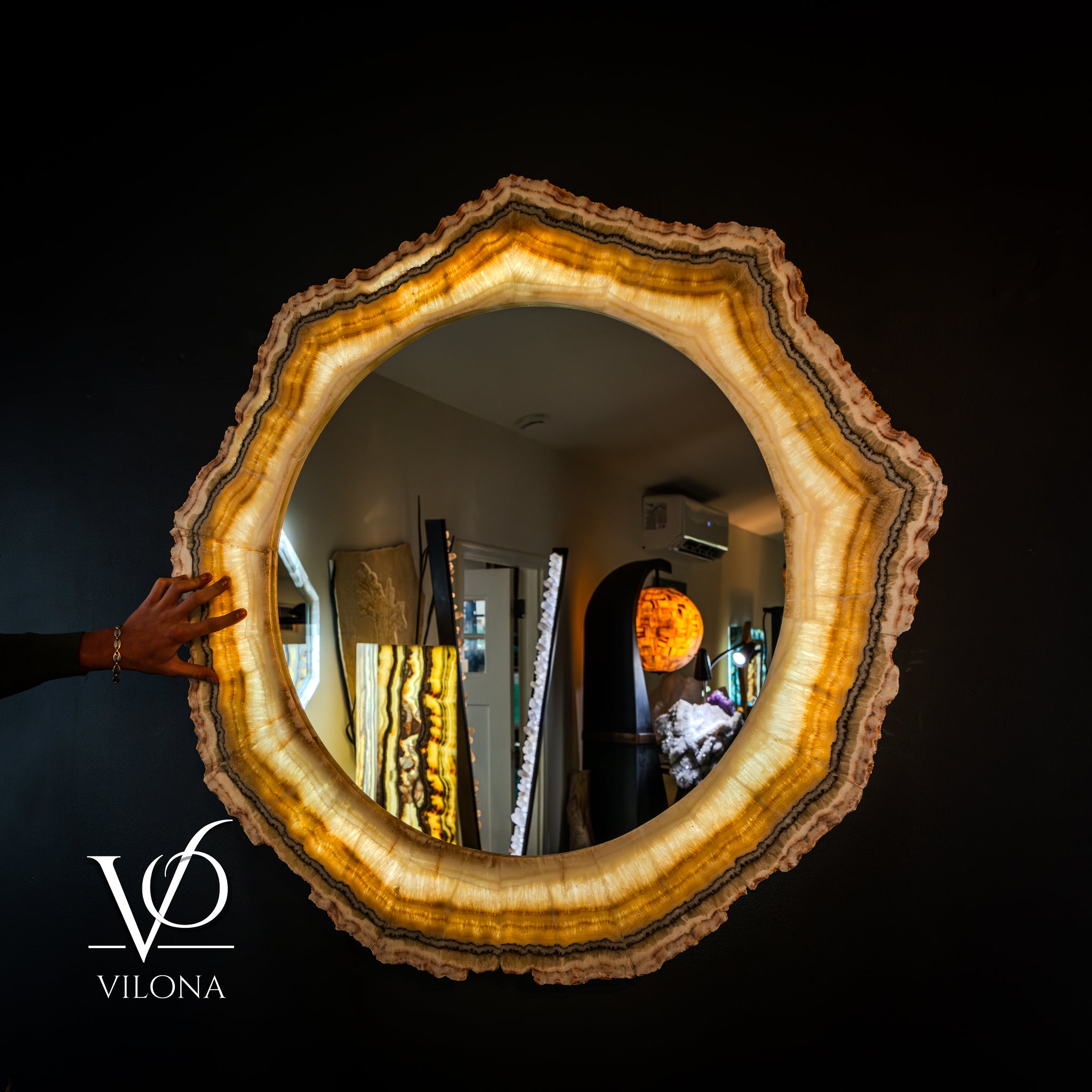 Vilona Onyx - Aqua Onyx Crystal Mirror #3 (Circle)