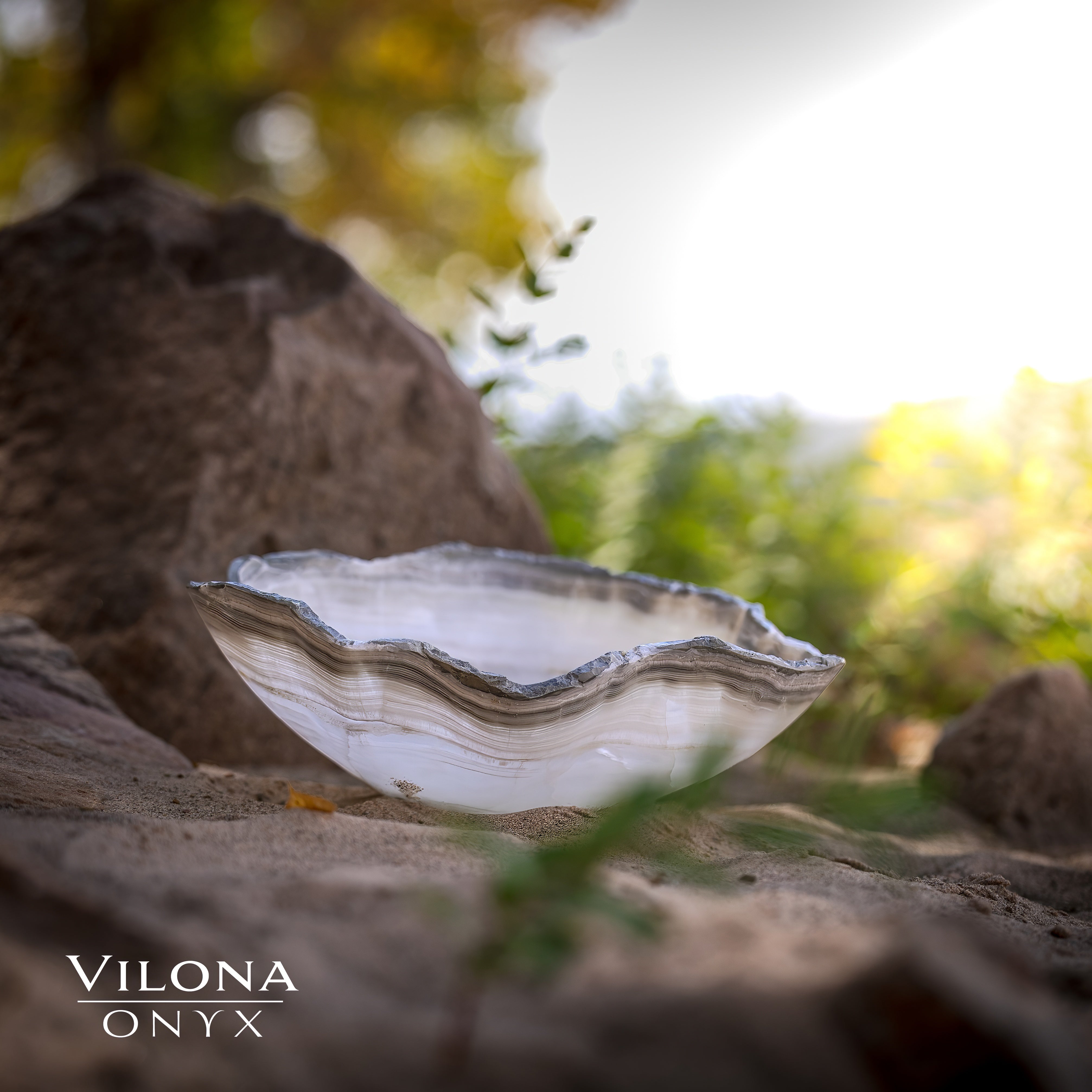 Vilona Onyx - Ice White (Onyx Bowl #2)