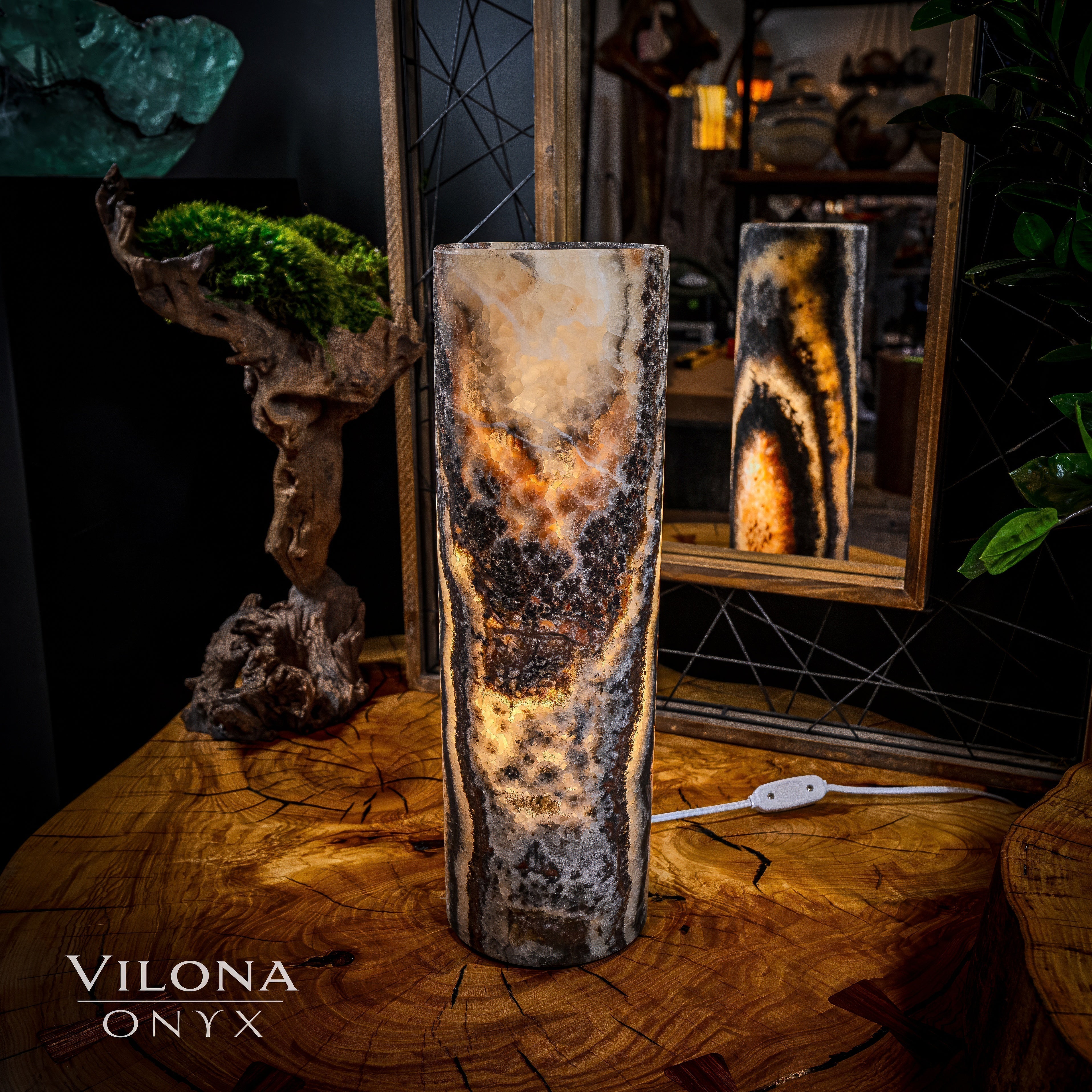 Vilona Onyx - Tangerine Sierra Onyx Lamp (Table Lamp #10)