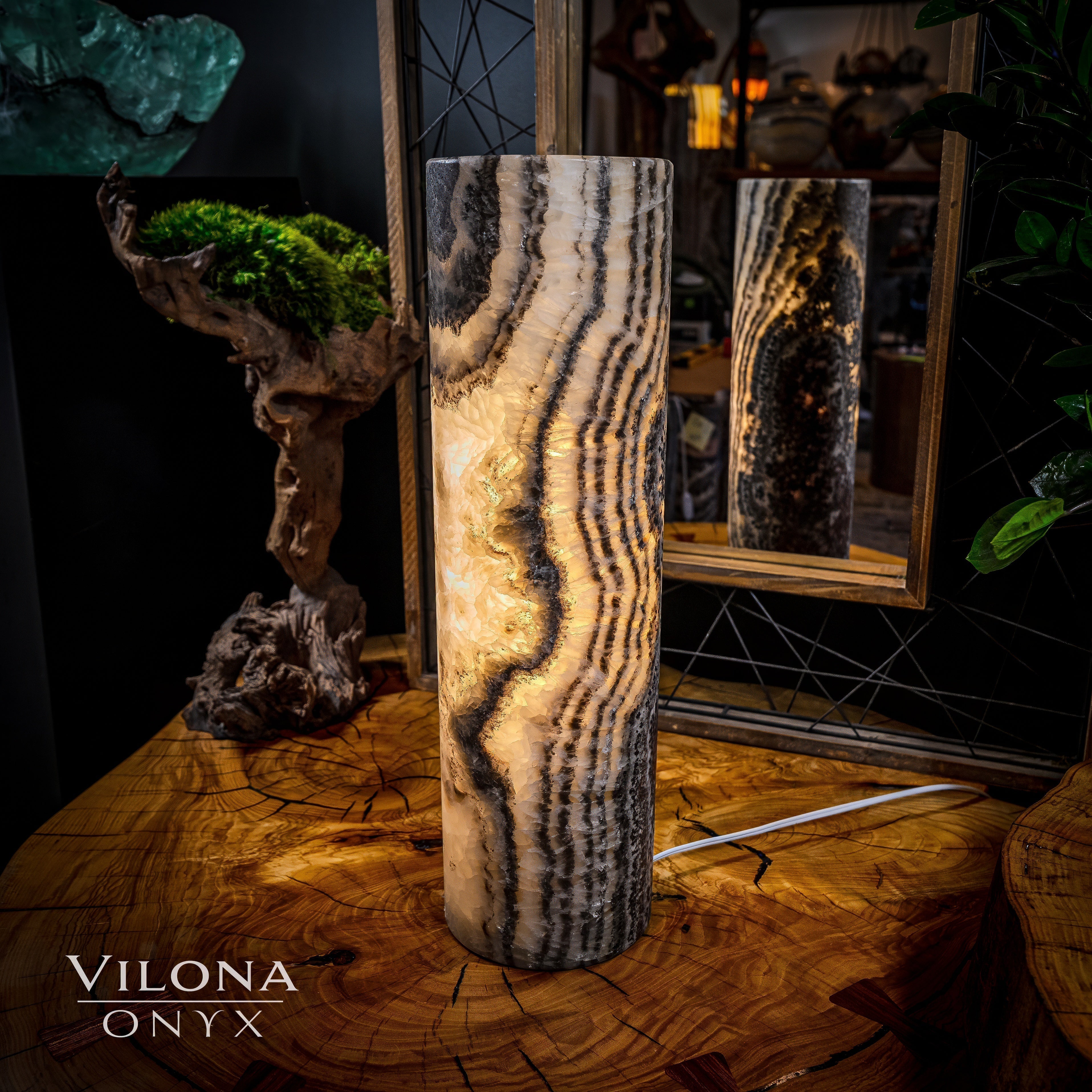 Vilona Onyx - Tangerine Sierra Onyx Lamp (Table Lamp #13)